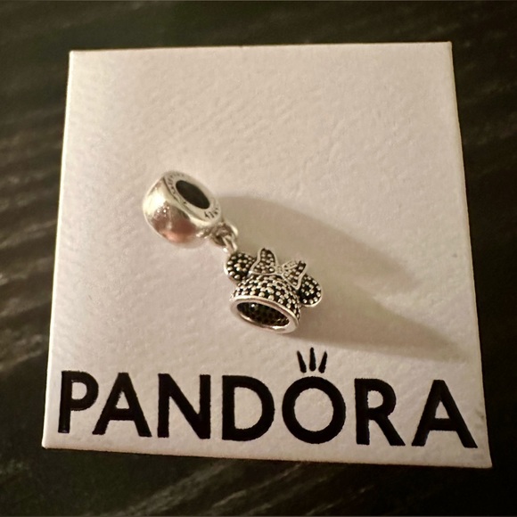 Pandora | Jewelry | Pandora Disney Exclusive Sparkling Minnie Ears Hat ...
